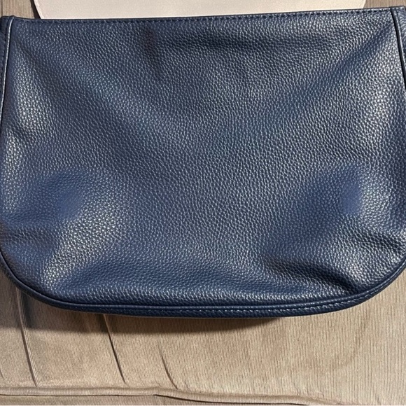 thirty-one | Bags | Studio Thirtyone Classic Body Midnight Navy Pebble ...